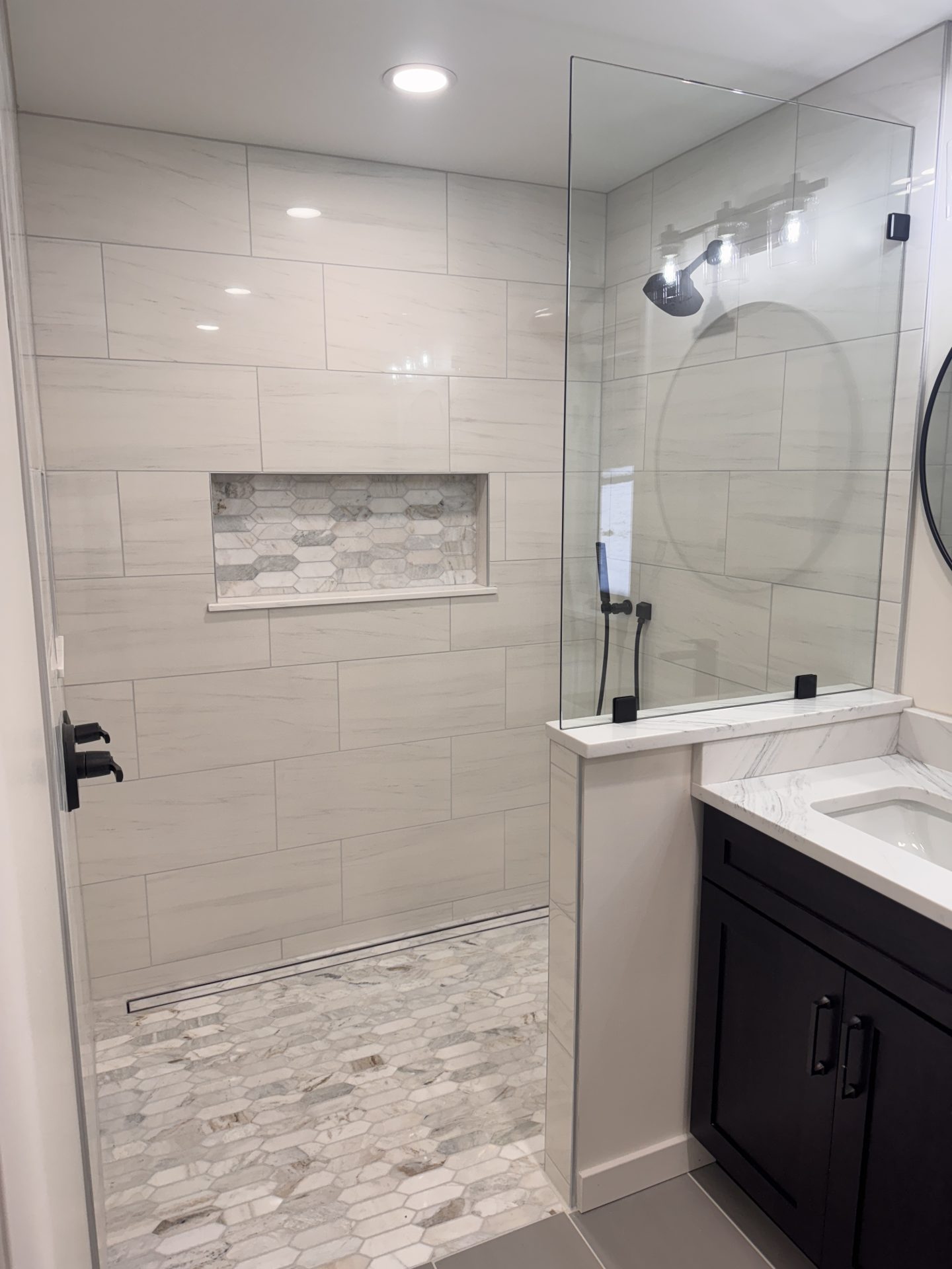 Curbless and low profile Shower Enclosures - Shower Door Enclosures ...